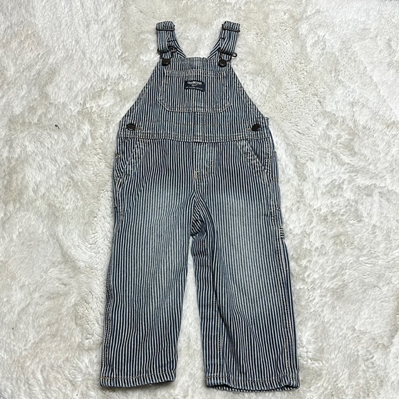 OshKosh B'gosh | Bottoms | Oshkosh Bgosh Blue And White Stripes Train ...